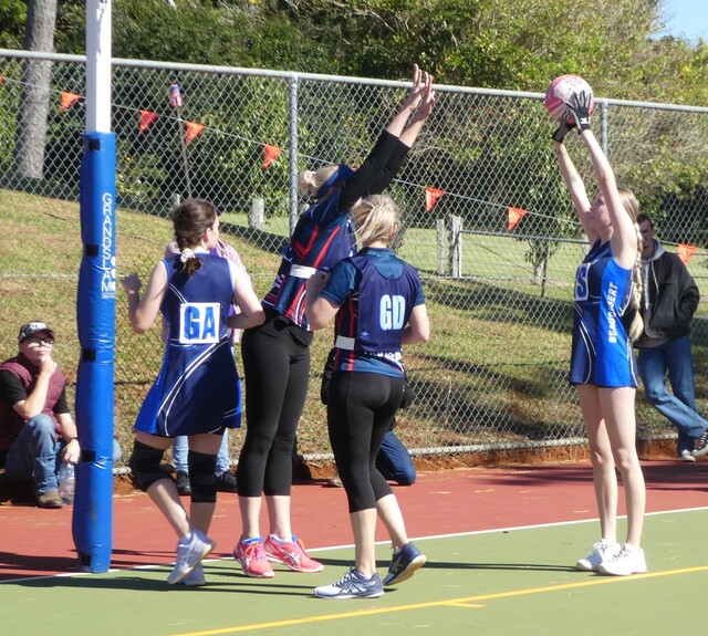 Netballers ready to shoot - Beaudesert Times