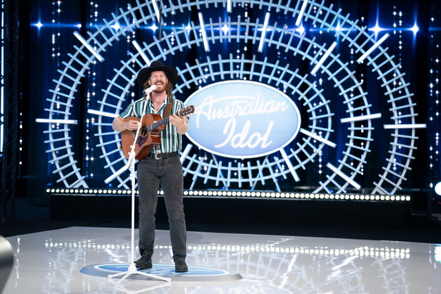 Logan legend takes on Idol - Beaudesert Times